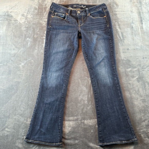 American Eagle Skinny Kick Jeans